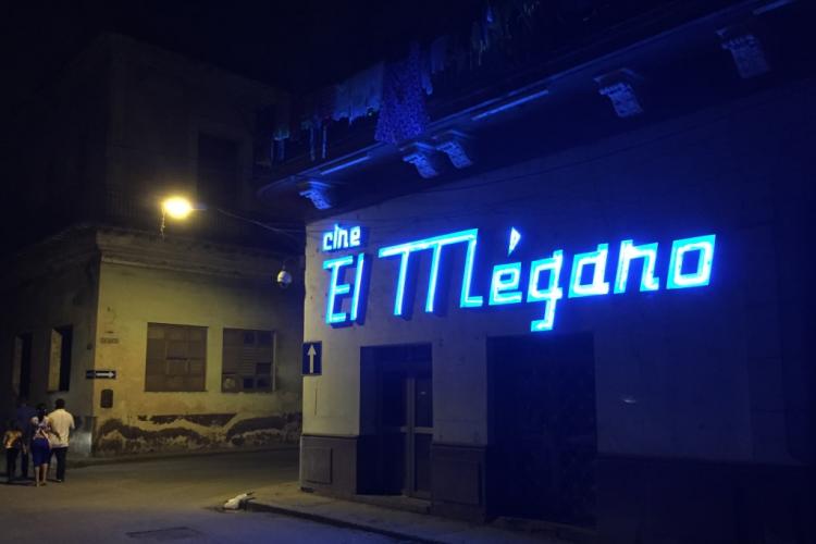 Cuban artist turns Havana’s neon lights back on – Progreso Weekly
